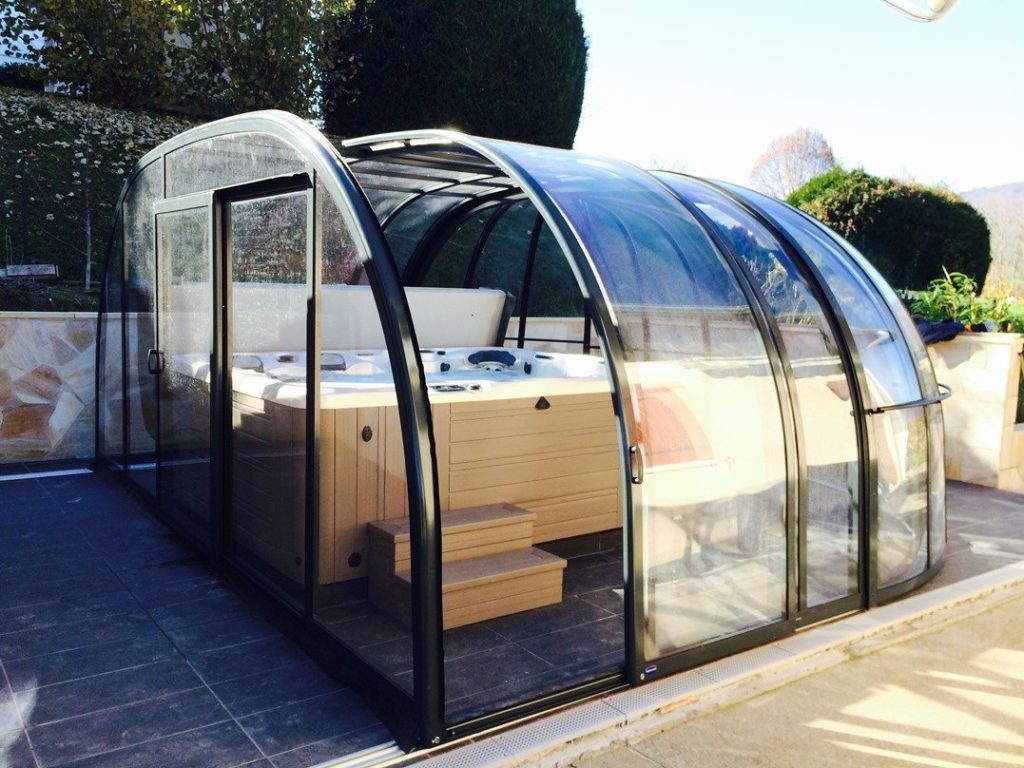 Abris de spa en Haute Savoie | Vente abris de spas a La Roche sur Foron ...